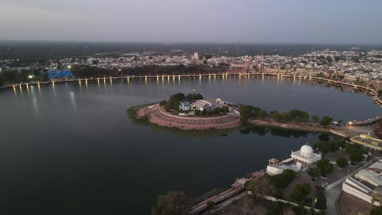 Nilkanth Dham, Poicha, Rajpipla